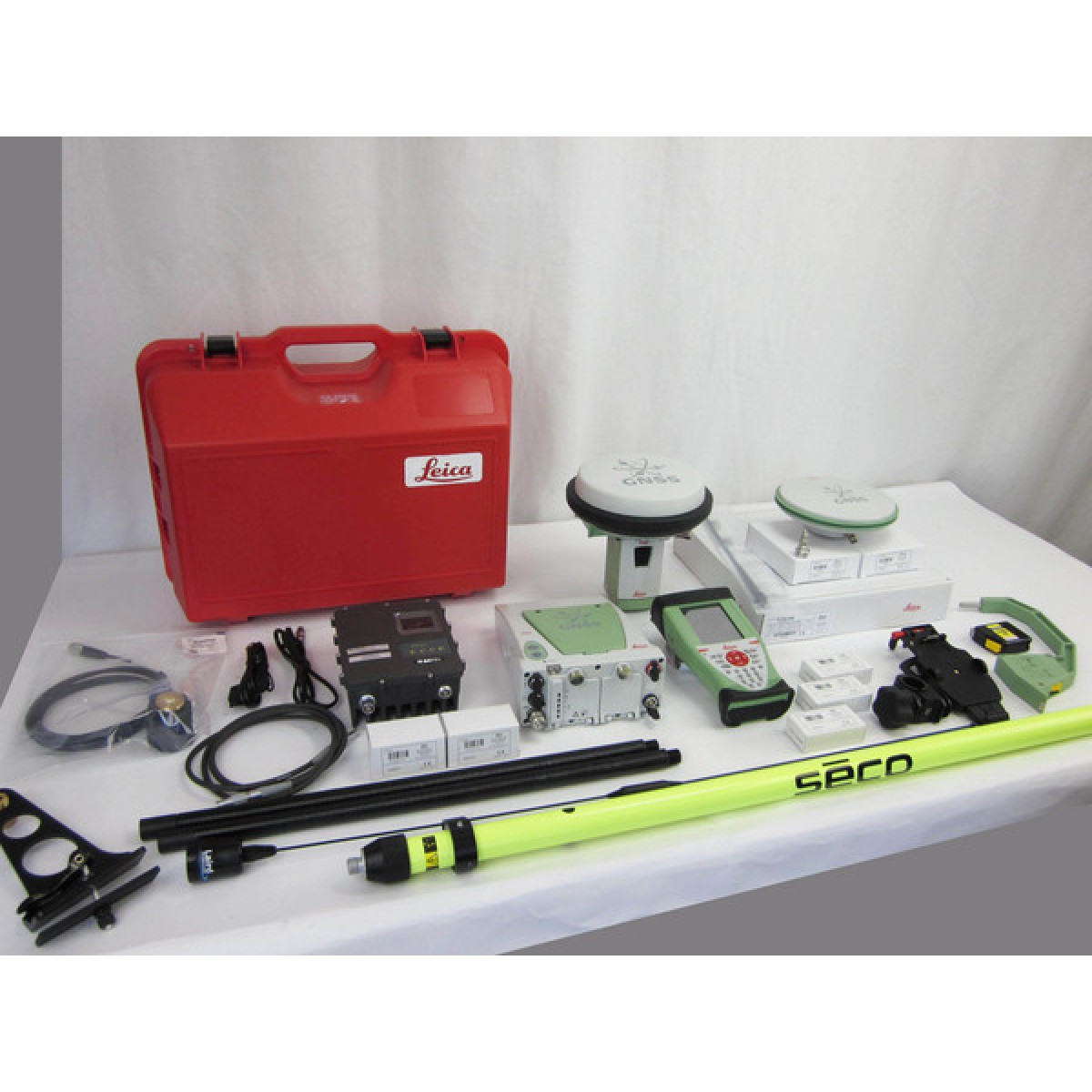 Máy định vị GPS Leica GS10